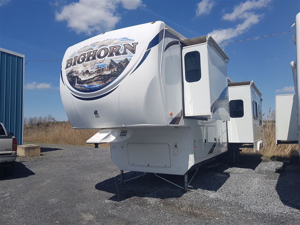 Fifth Wheel Heartland BIG HORN 2011 for sale - VR Expert